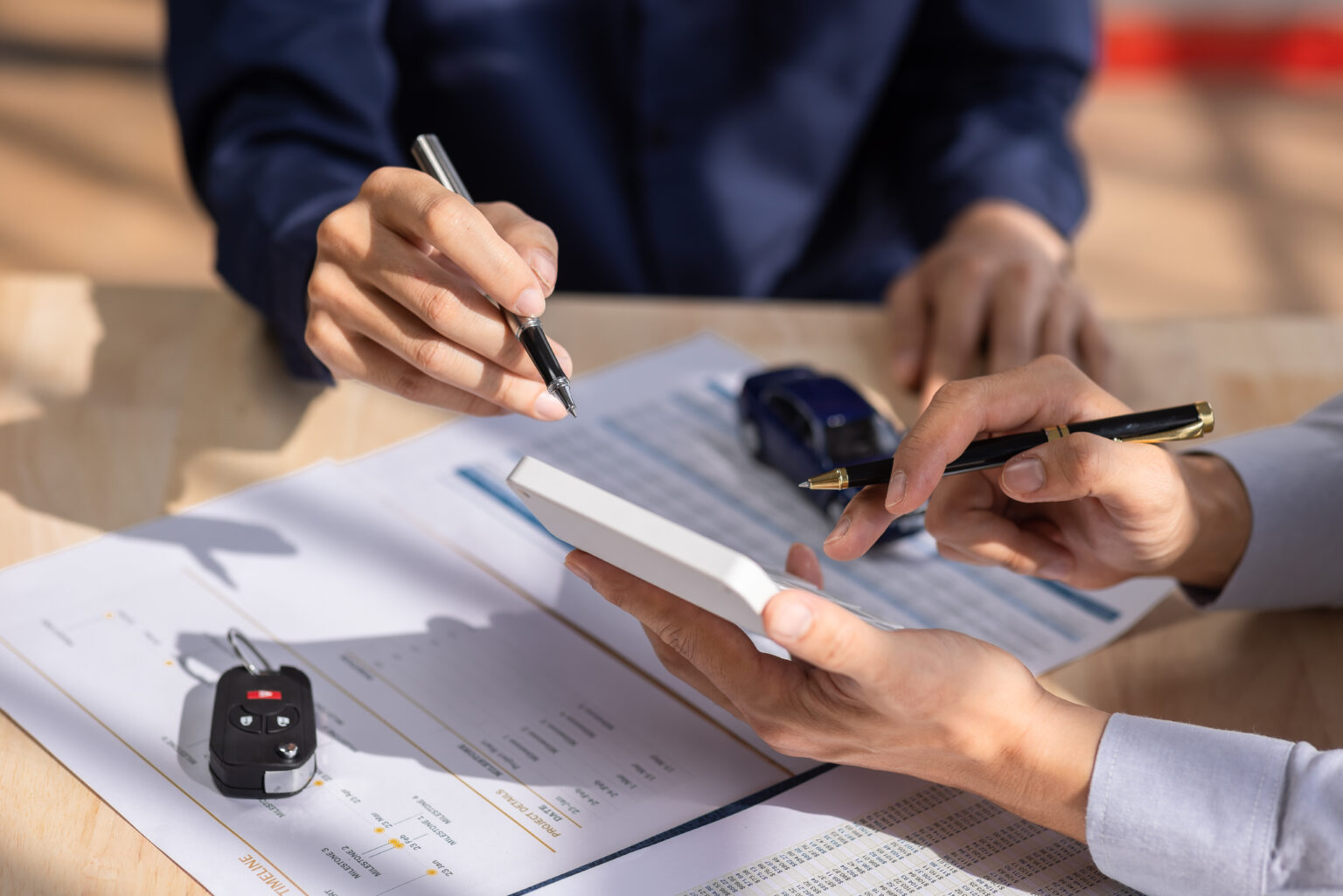 การเขียนสัญญาซื้อขายรถยนต์: ขั้นตอนสำคัญและข้อควรระวัง | Lawsnote DocPie Thailand